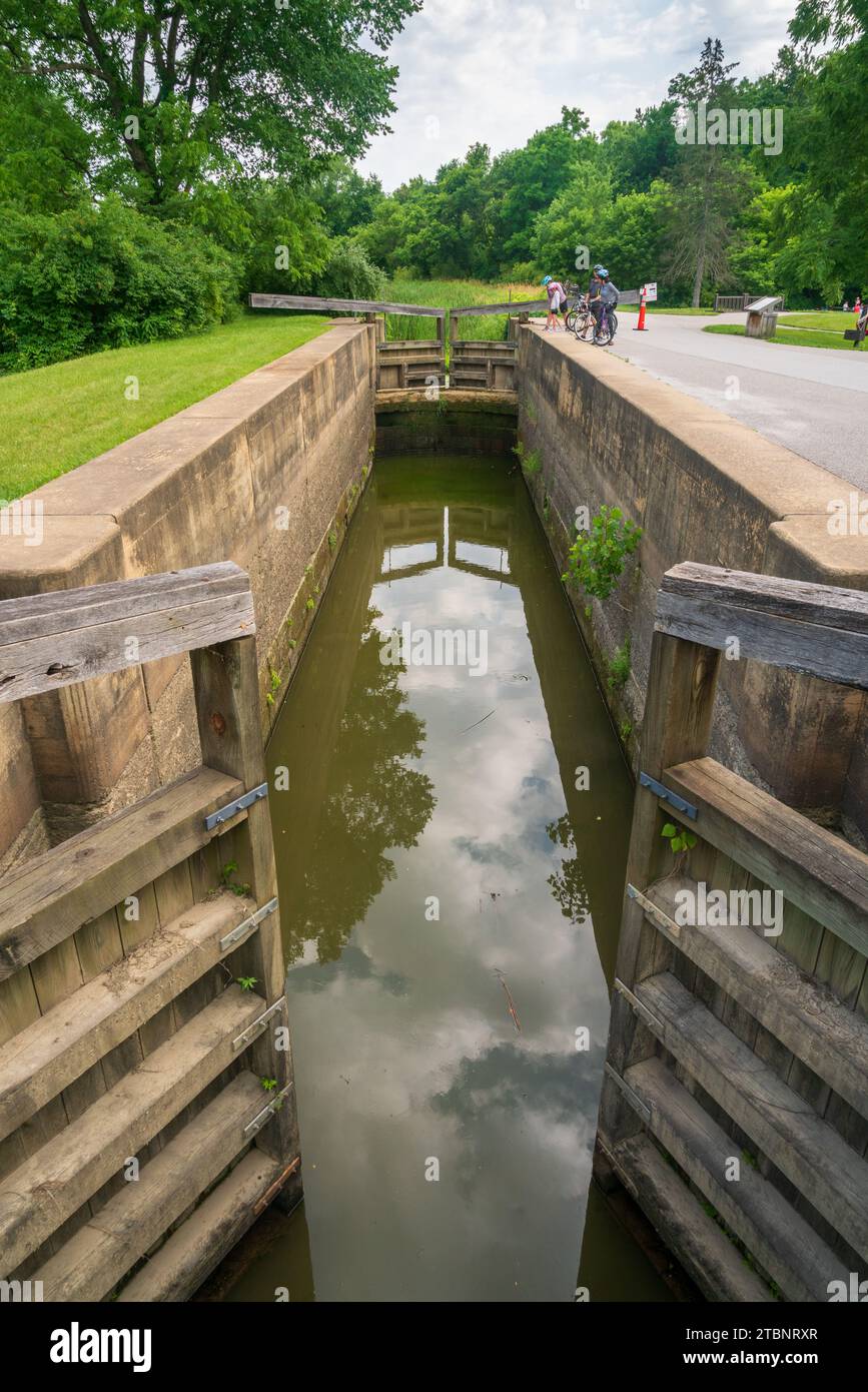 Viaduct and Lock at Cuyahoga Valley National Park, Ohio Stock Photo - Alamy