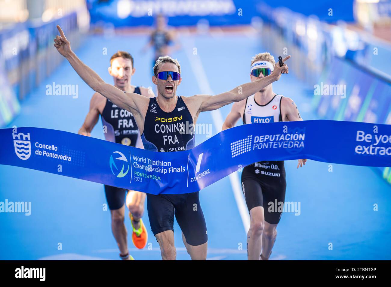 Dorian Coninx winning in Pontevedra in the 2023 World Triathlon ...