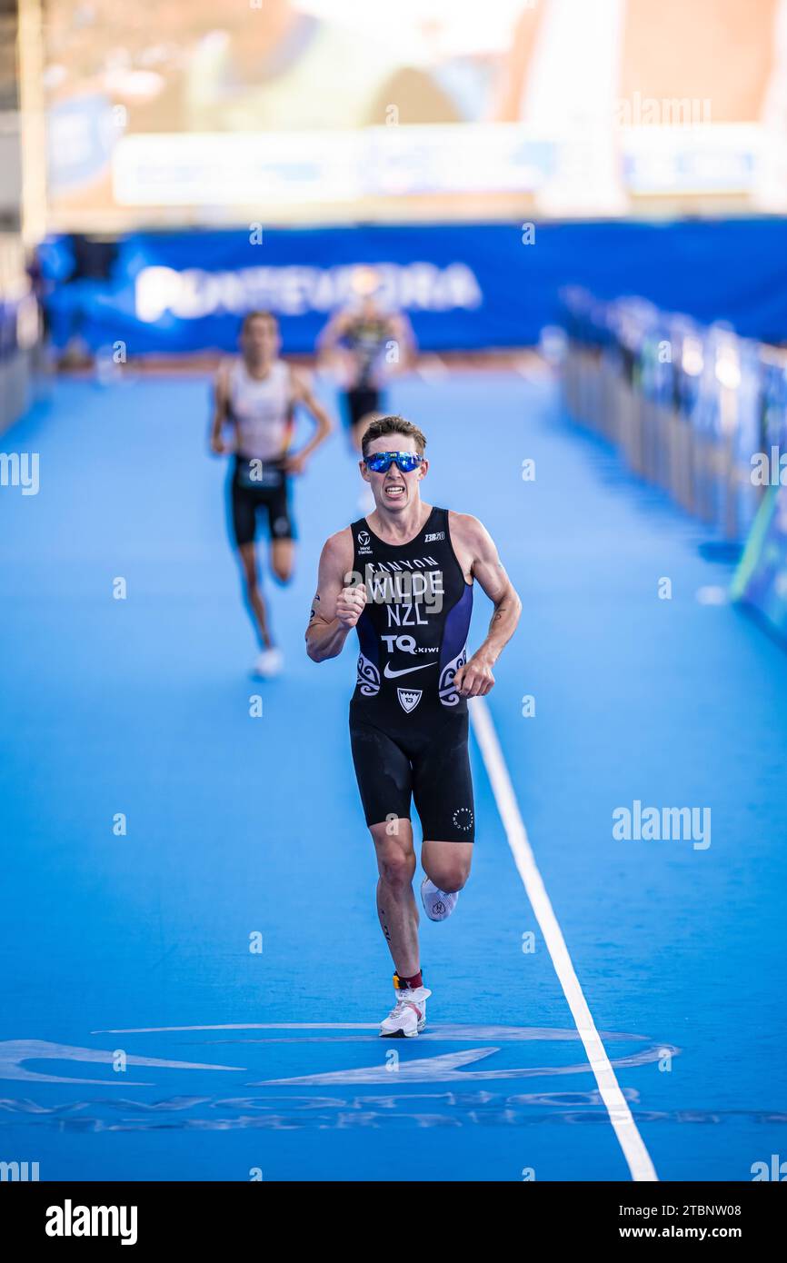 Hayden Wilde participating in Pontevedra in the 2023 World Triathlon ...