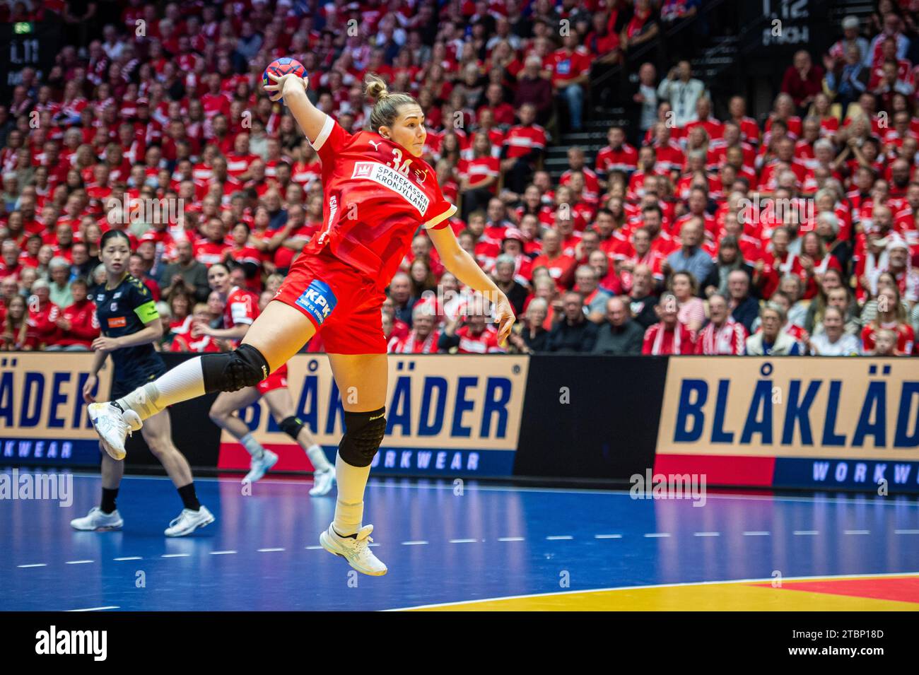Herning, Denmark. 07th Dec, 2023. Rikke Iversen (34) of Denmark seen ...