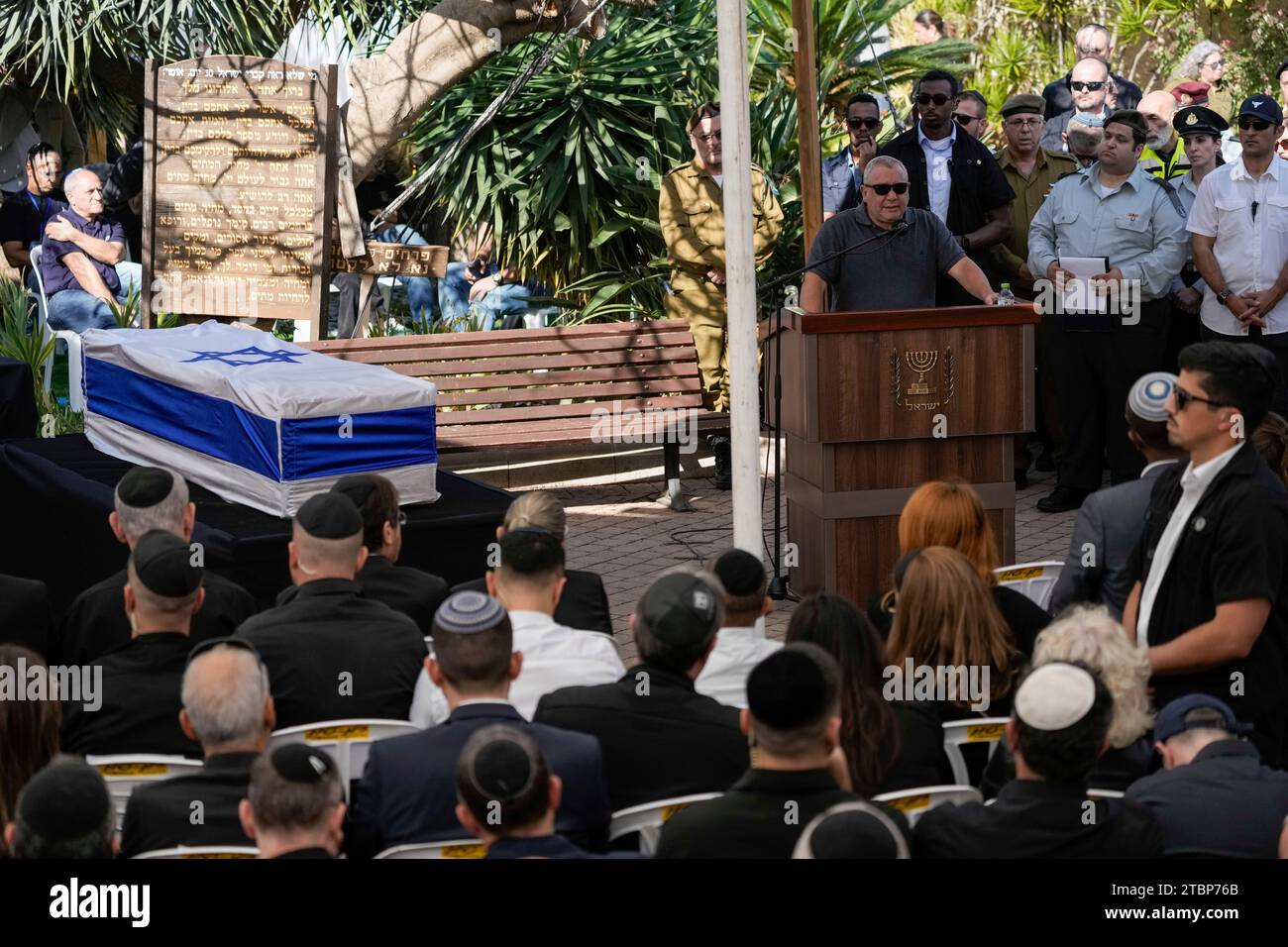 Israel's former army chief Gadi Eizenkot, right, delivers an eulogy ...