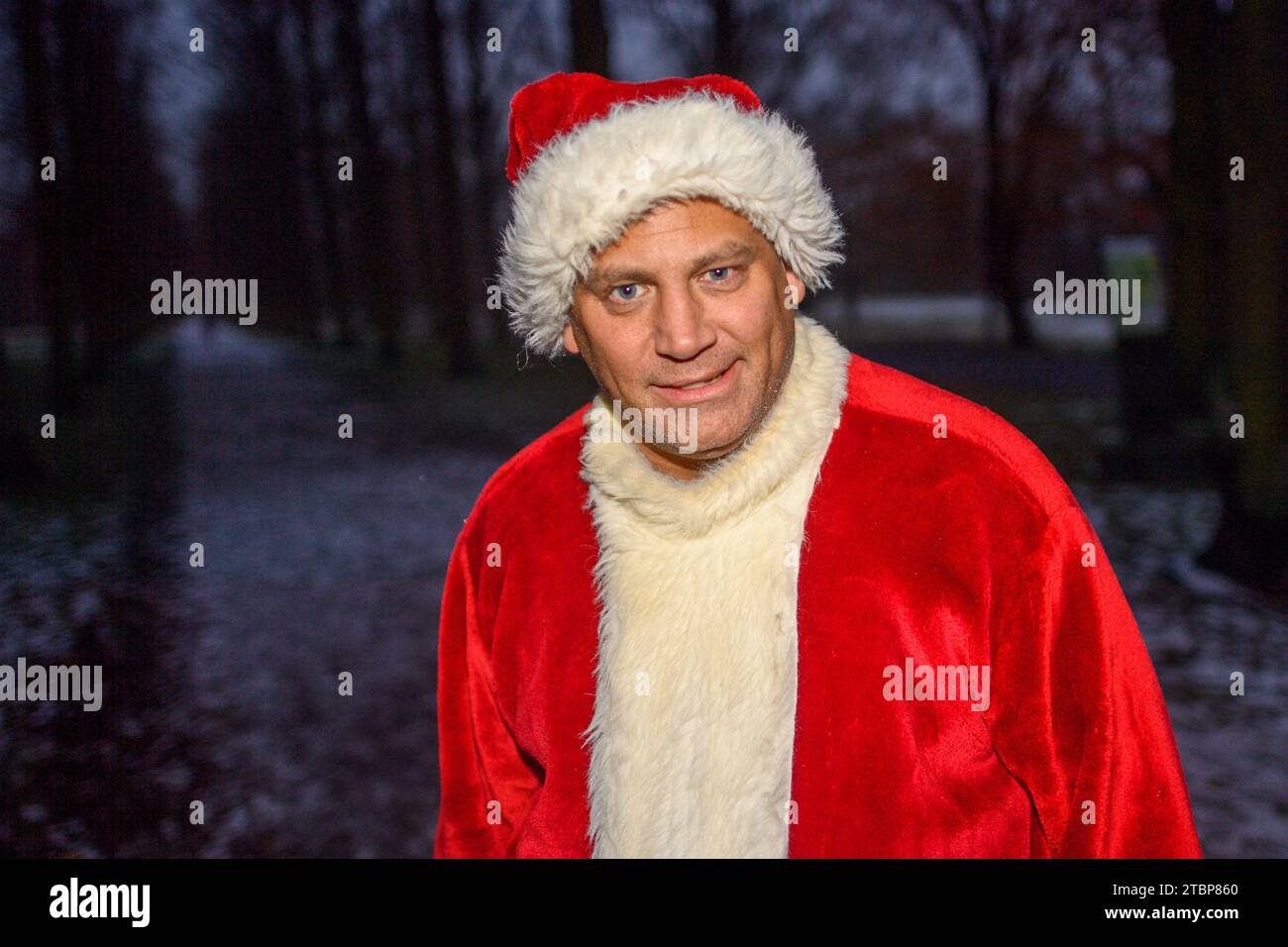Magdeburg, Germany. 06th Dec, 2023. Enrico Peters in his Santa costume ...