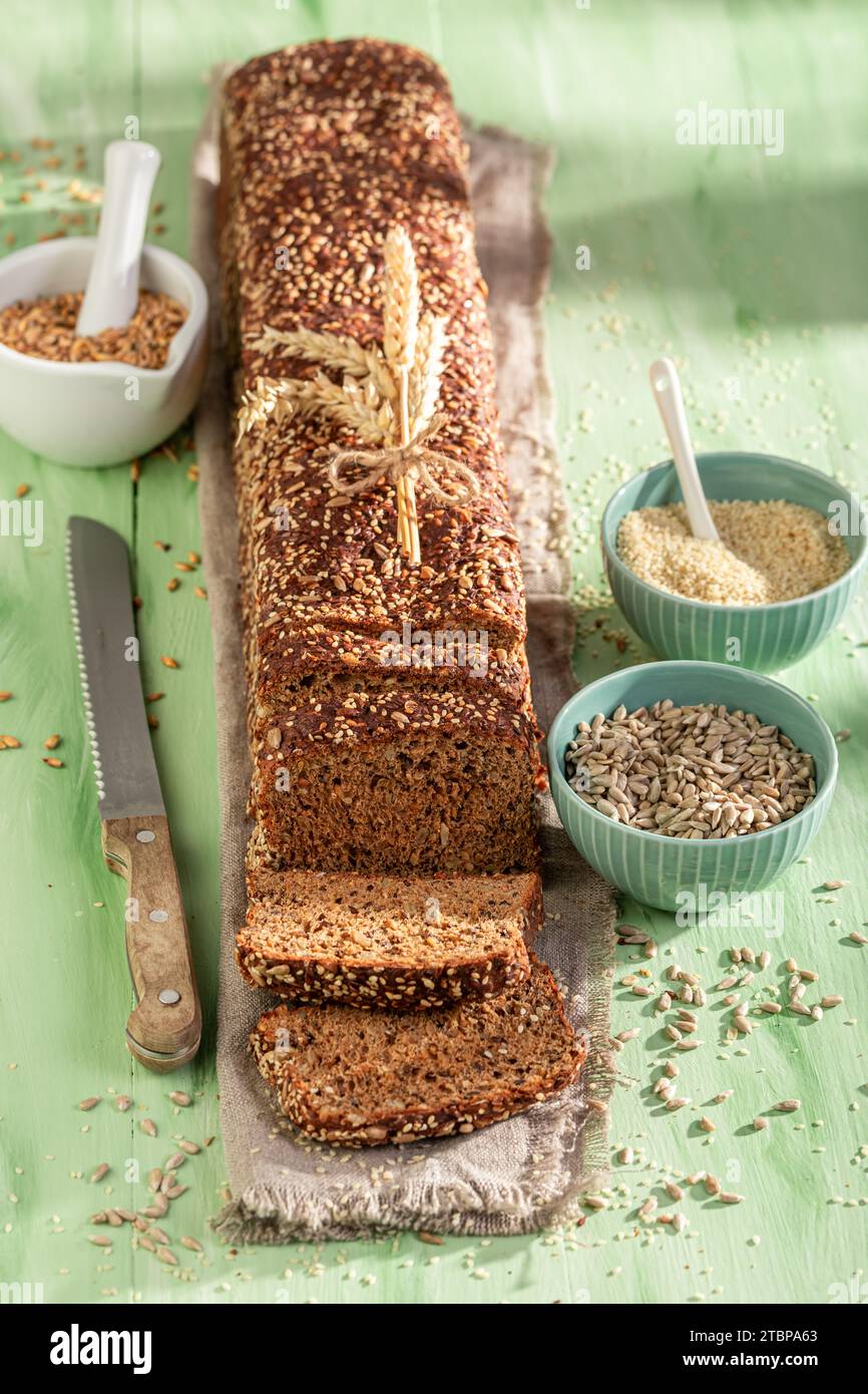 Homemade loaf of wholemeal bread for perfect and healthy breakfast. Homemade graham bread Stock ...