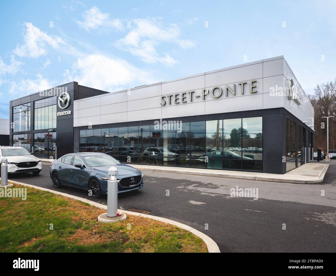 Yorkville, New York - Nov 23, 2023: Steet Ponte Mazda is a family owned ...