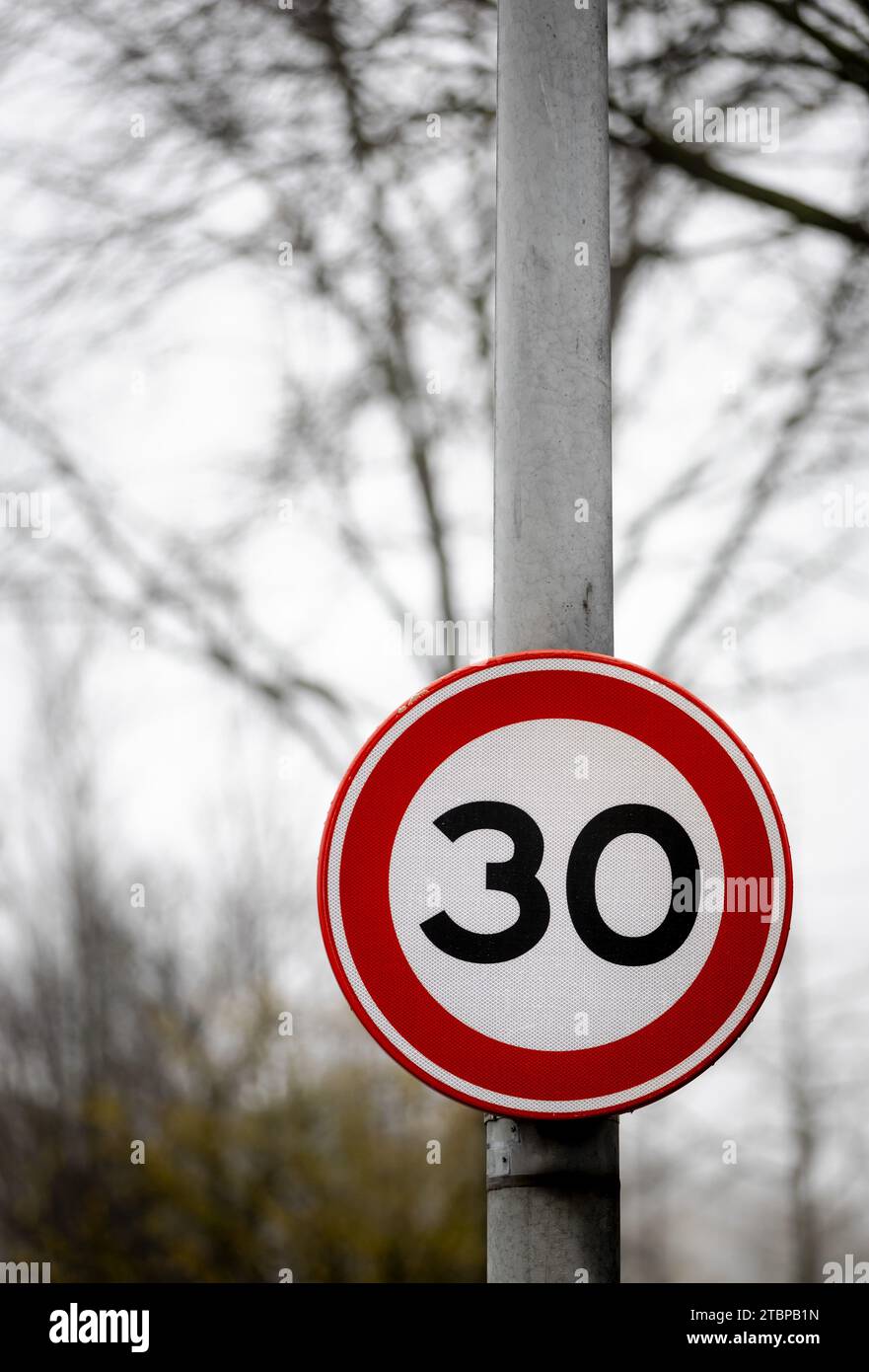 AMSTERDAM - A traffic sign for 30 km per hour at the Mauritskade. In ...