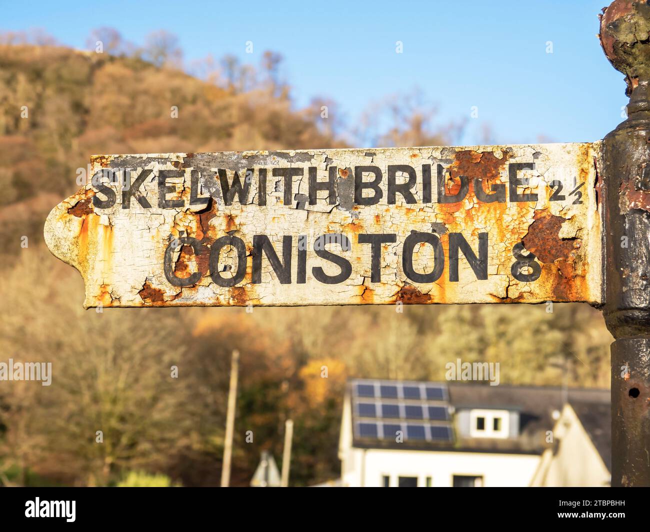 Old metal roadsign hi-res stock photography and images - Alamy