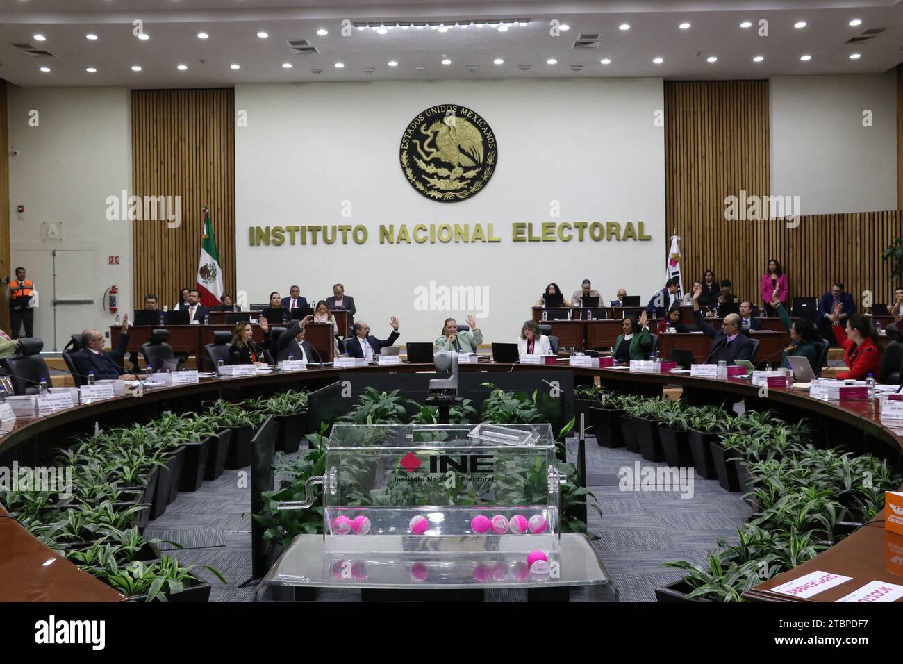 National electoral instituto hi-res stock photography and images - Alamy