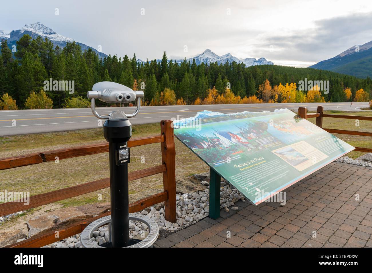 Indicator of Saskatchewan River Crossing. The junction of Icefields ...