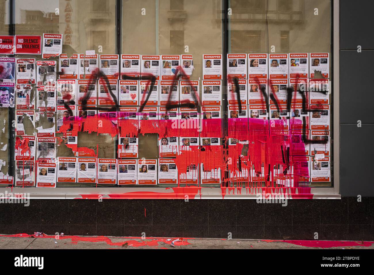 Hostages posters hi-res stock photography and images - Alamy