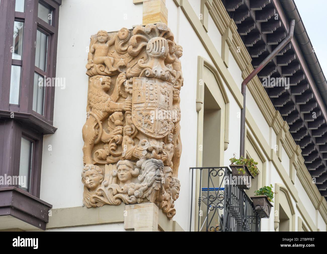 Detail of an old corner shield in Laredo Stock Photo - Alamy