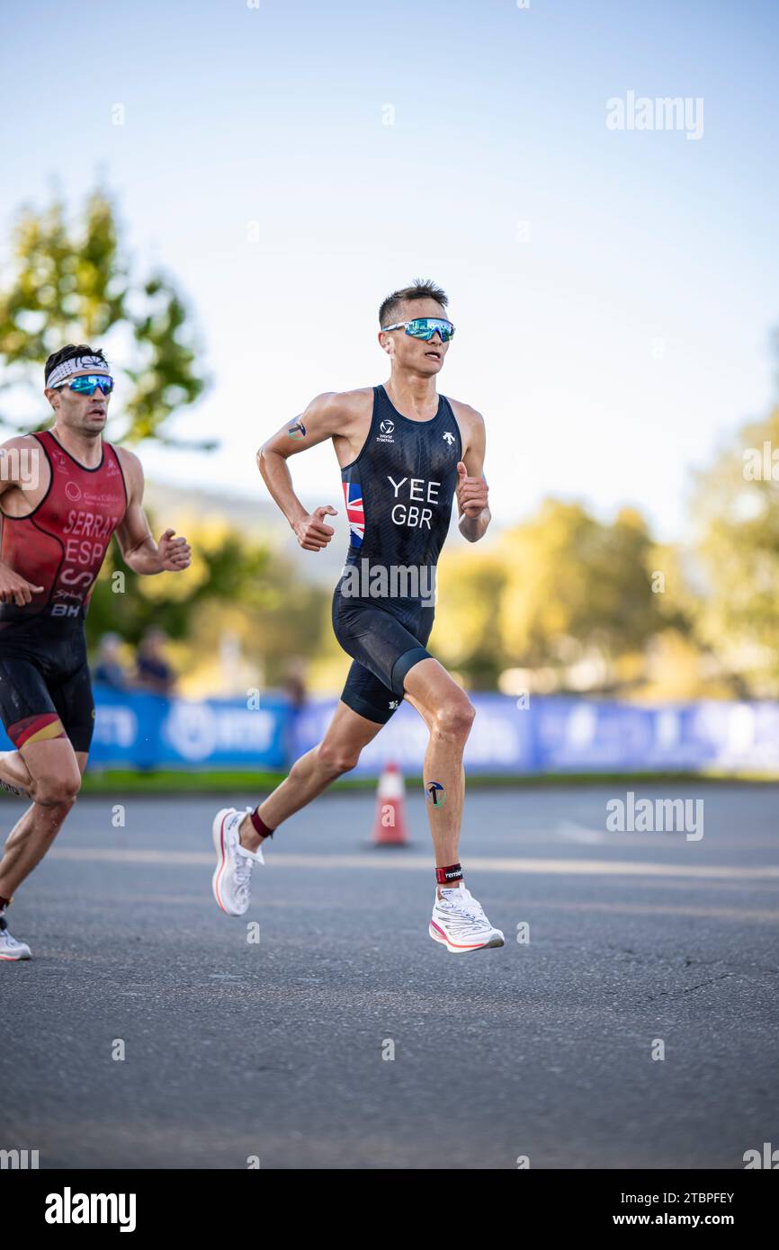 Alex Yee participating in Pontevedra in the 2023 World Triathlon ...