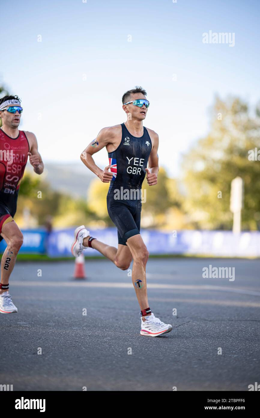 Alex Yee participating in Pontevedra in the 2023 World Triathlon ...