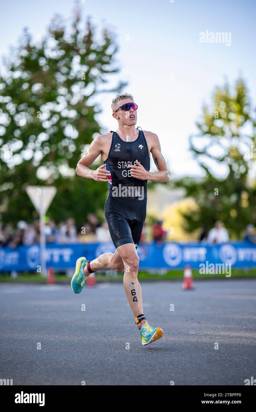 Max Stapley participating in Pontevedra in the 2023 World Triathlon ...