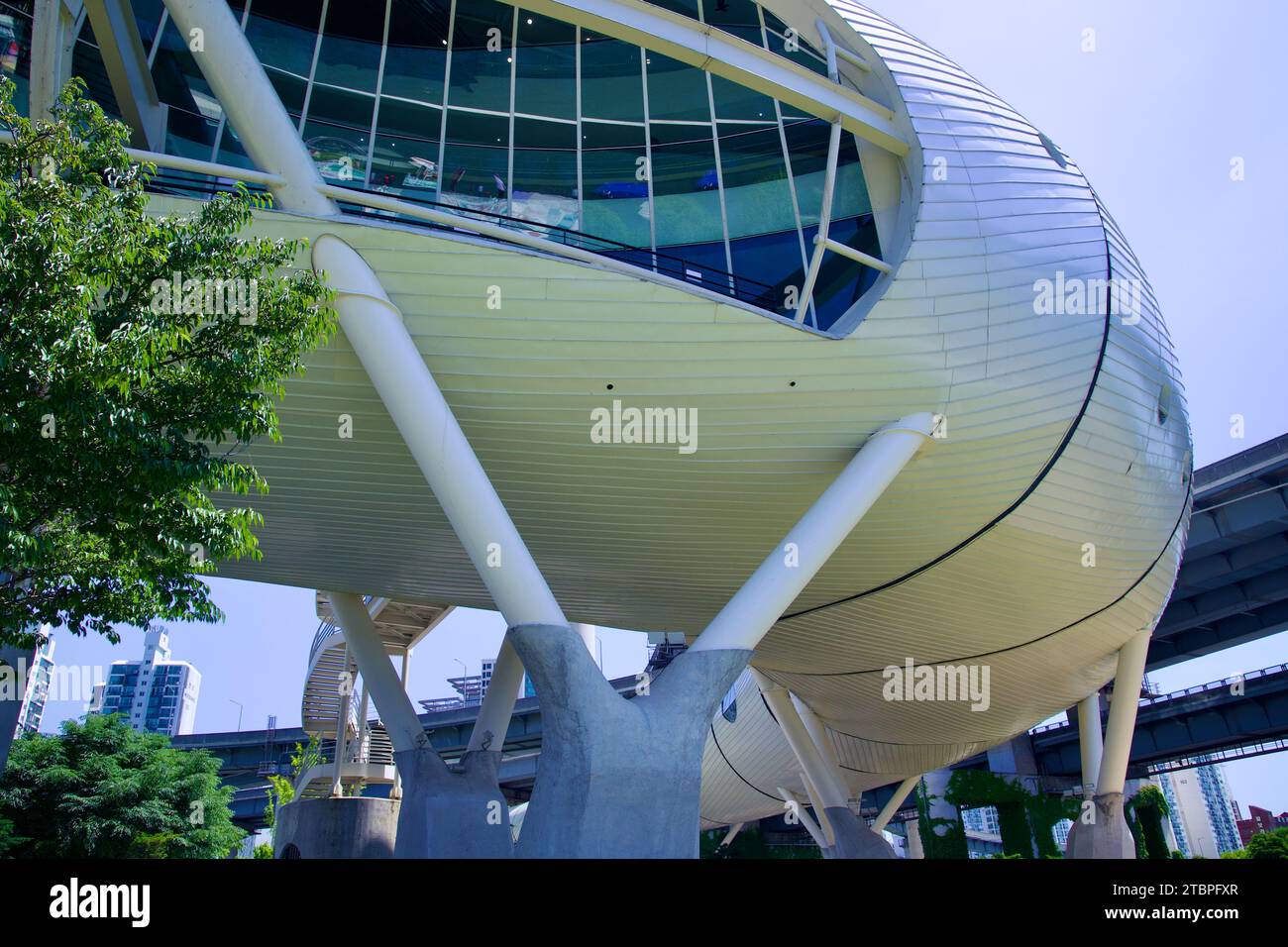 The J-Bug Cultural Complex in Seoul is a marvel of contemporary ...