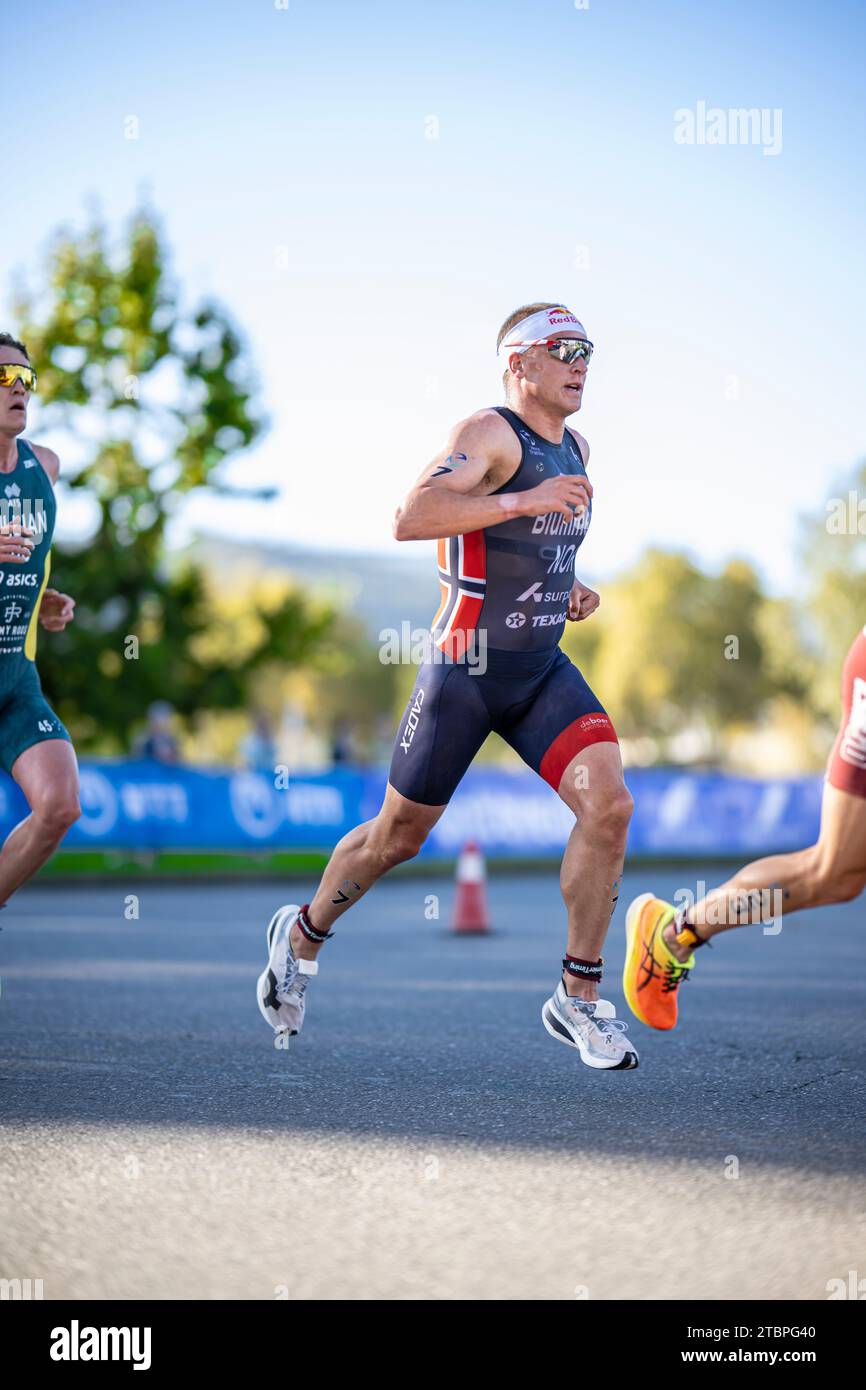 Kristian Blummenfelt running in Pontevedra in the 2023 World Triathlon ...