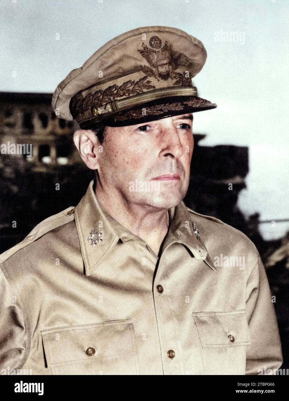 General macarthur world war ii hi-res stock photography and images - Alamy