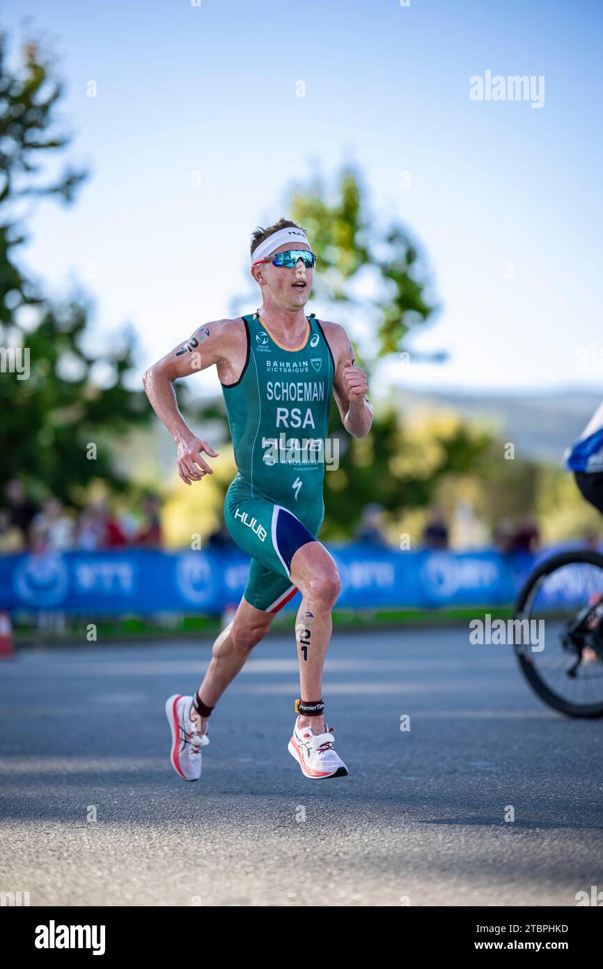 Henri Schoeman participating in Pontevedra in the 2023 World Triathlon ...