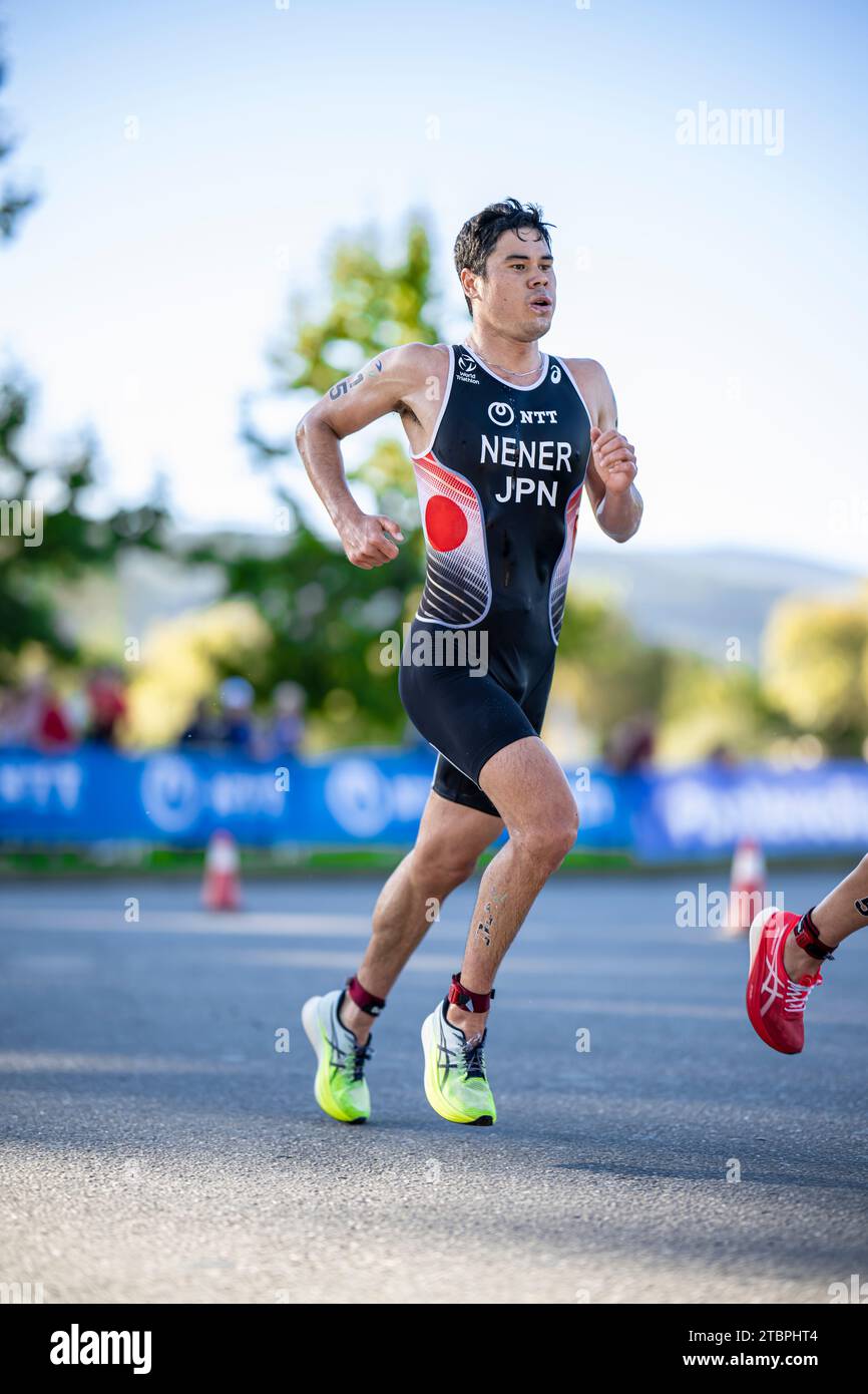Kenji Nener participating in Pontevedra in the 2023 World Triathlon ...