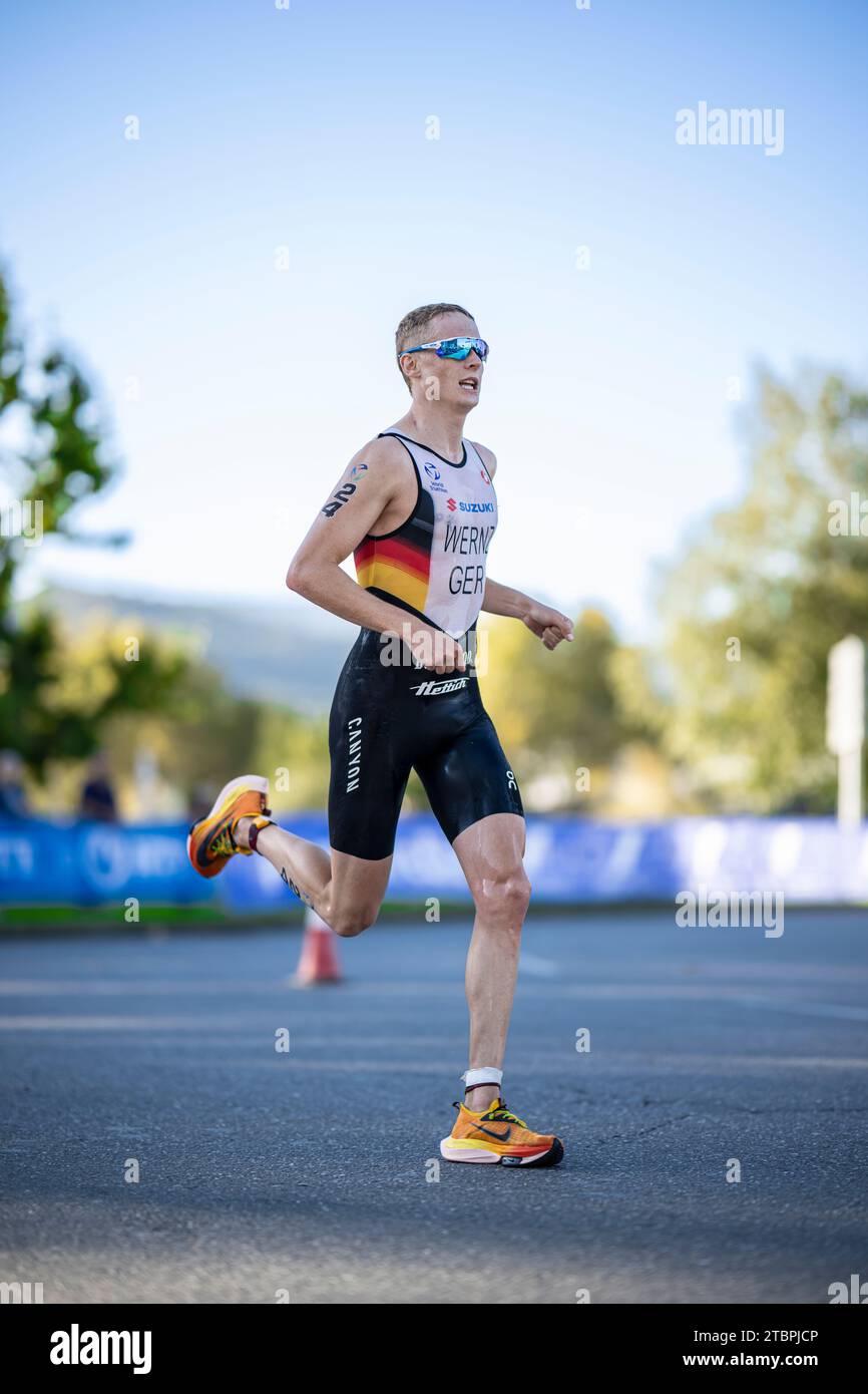 Valentin Wernz participating in Pontevedra in the 2023 World Triathlon ...