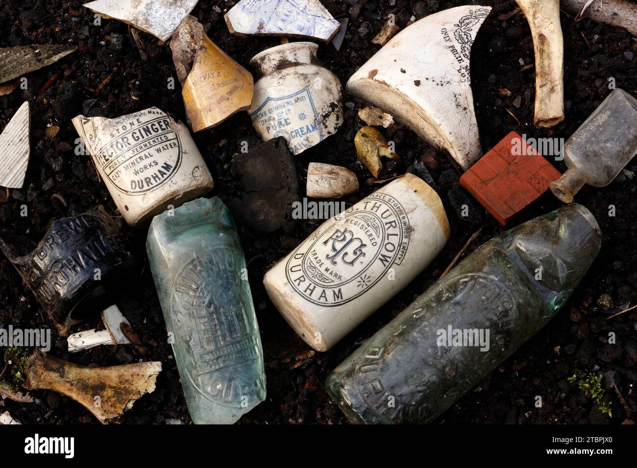 Old dump site hi-res stock photography and images - Alamy