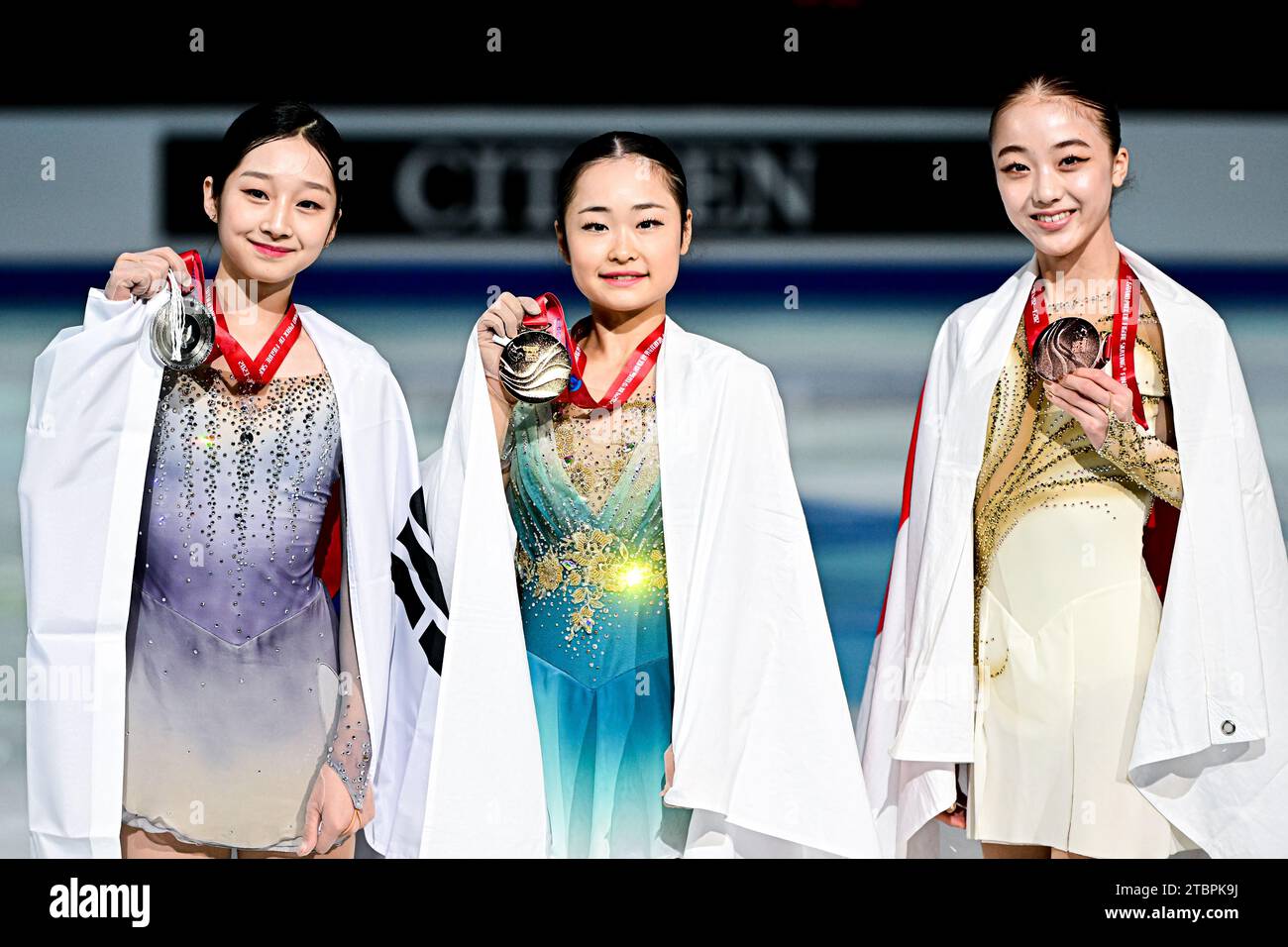 Junior Women Awards, L-R, Jia SHIN (KOR) second place, Mao SHIMADA (JPN ...