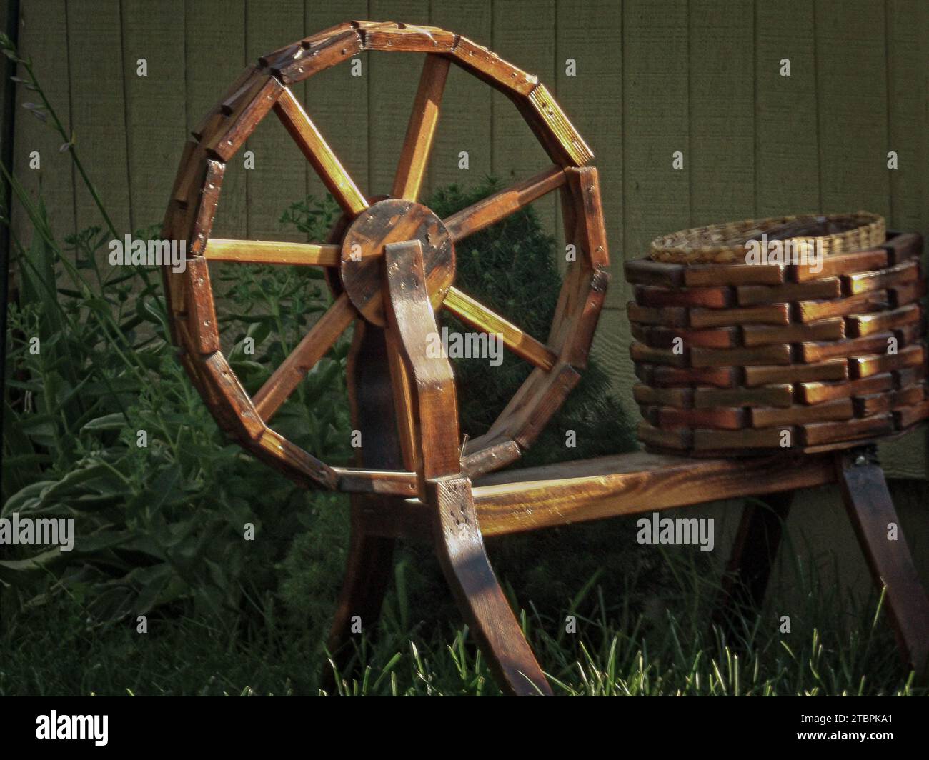 Setting wheel hi-res stock photography and images - Alamy