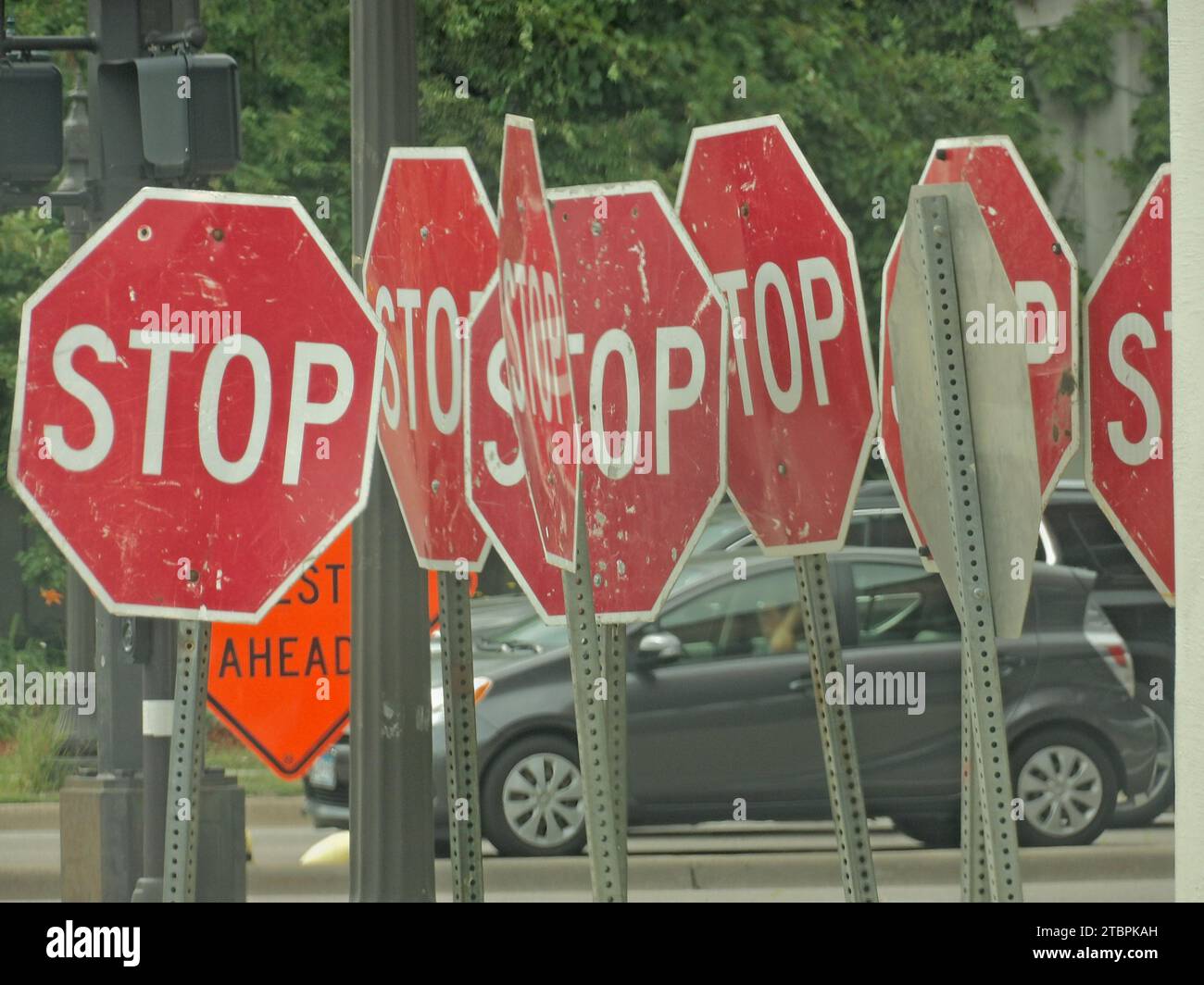 Stop signs hi-res stock photography and images - Alamy