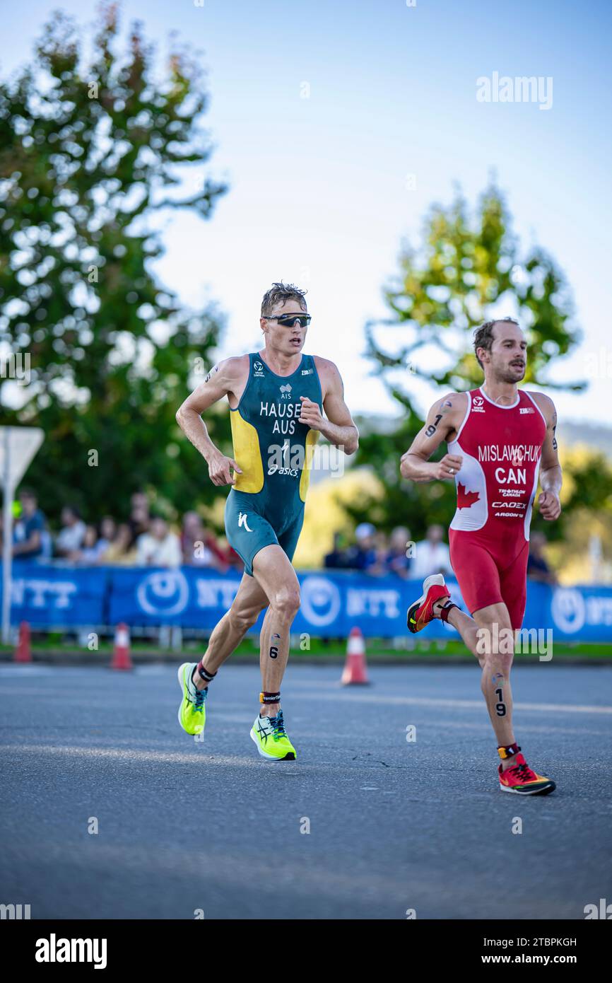 Matthew Hauser participating in Pontevedra in the 2023 World Triathlon ...