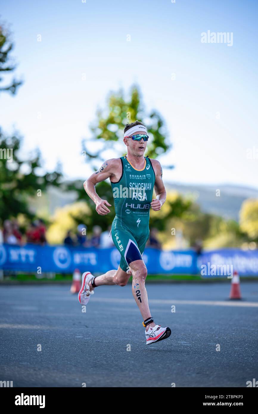 Henri Schoeman participating in Pontevedra in the 2023 World Triathlon ...