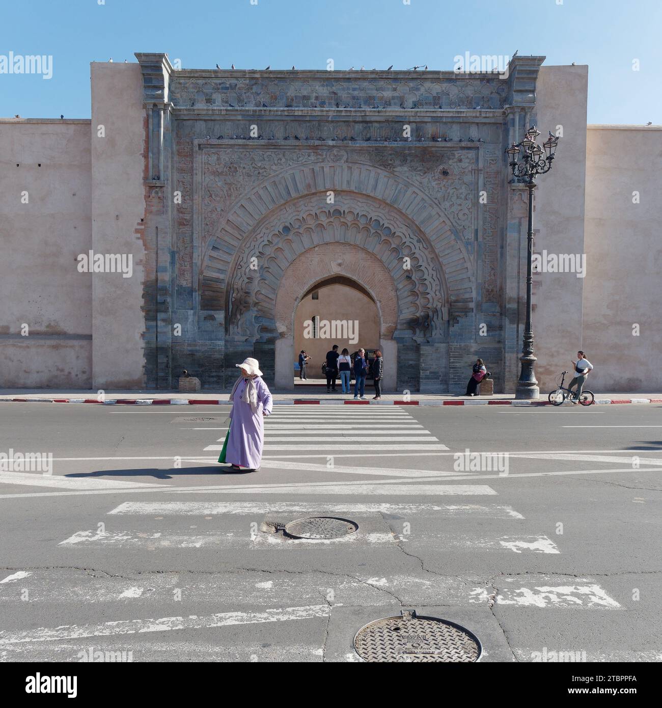 Marrakesh gate entrance architecture hi-res stock photography and ...