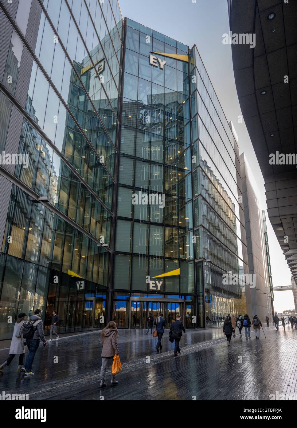 London, UK. 8th Dec, 2023. EY, Ernst and Young Global building at 1 ...