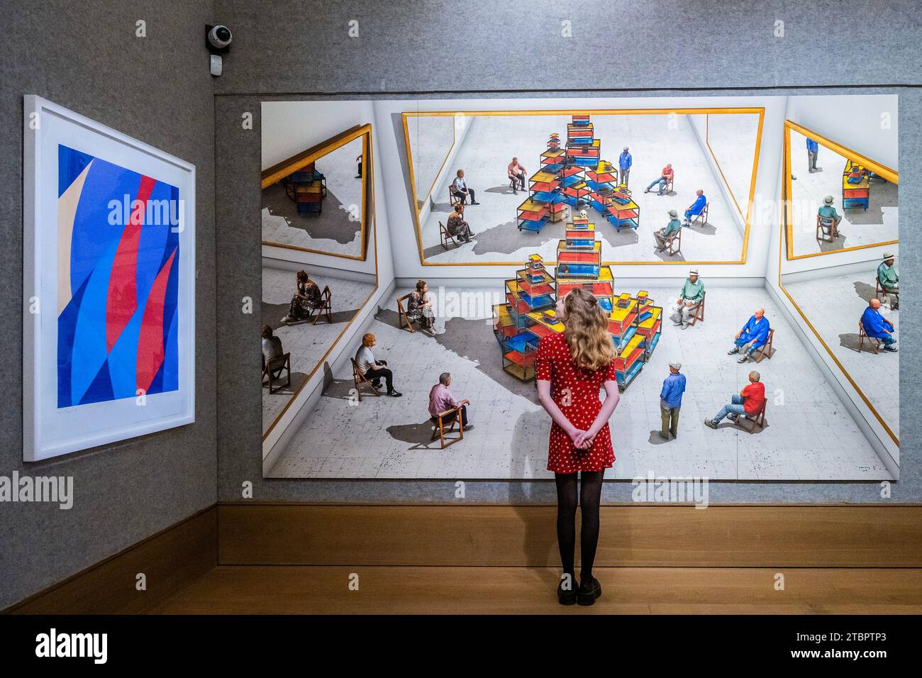 London, UK. 8th Dec, 2023. David Hockney R.A., Viewers Looking at a ...