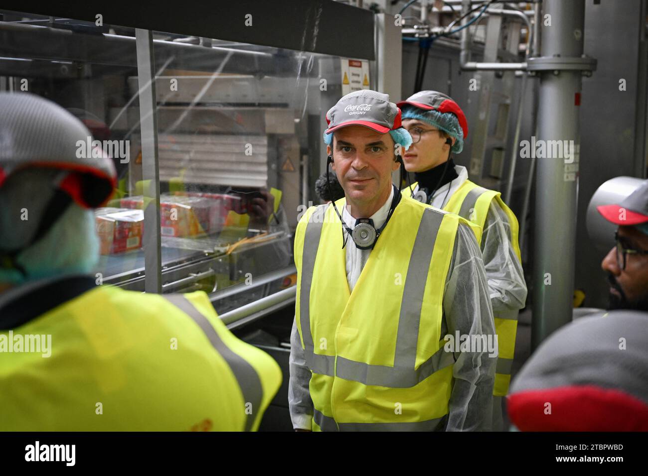 Grigny, France. 08th Dec, 2023. Olivier Veran, Minister Delegate for ...