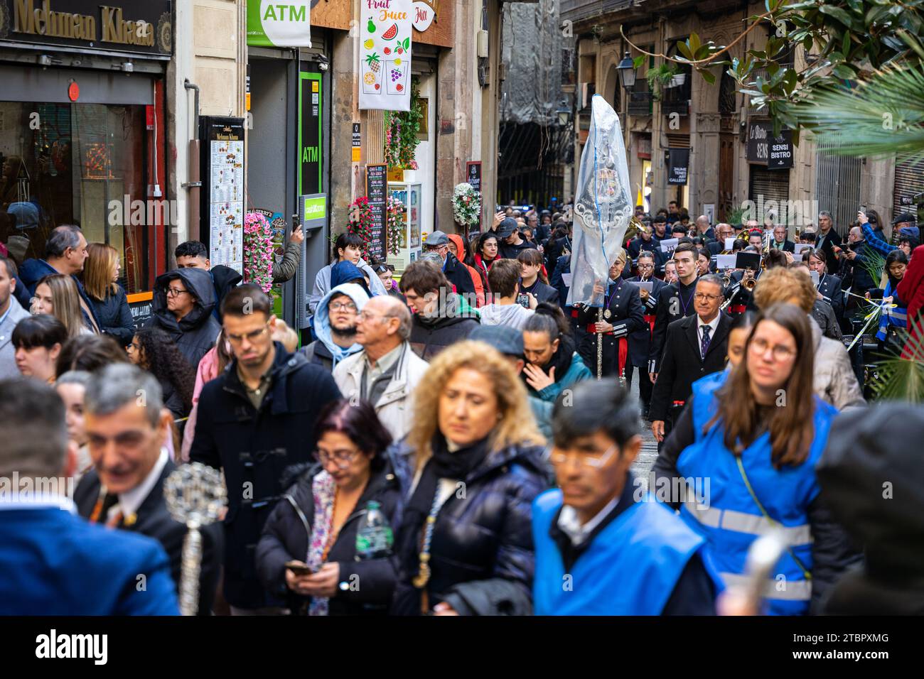 Barcelona, Barcelona, Spain. 8th Dec, 2023. The procession of the ...