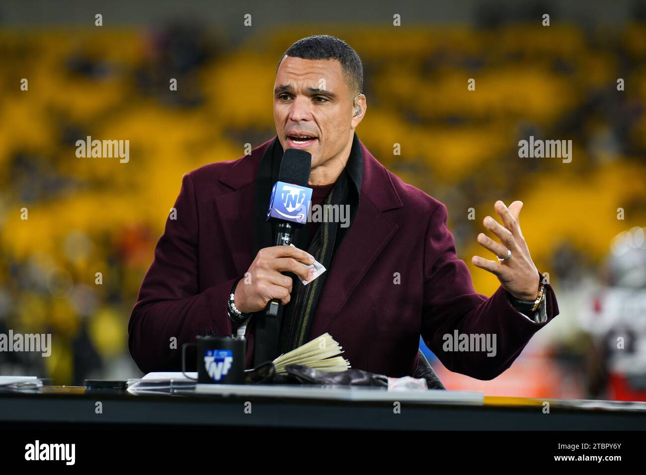 Tony gonzalez thursday hi-res stock photography and images - Alamy
