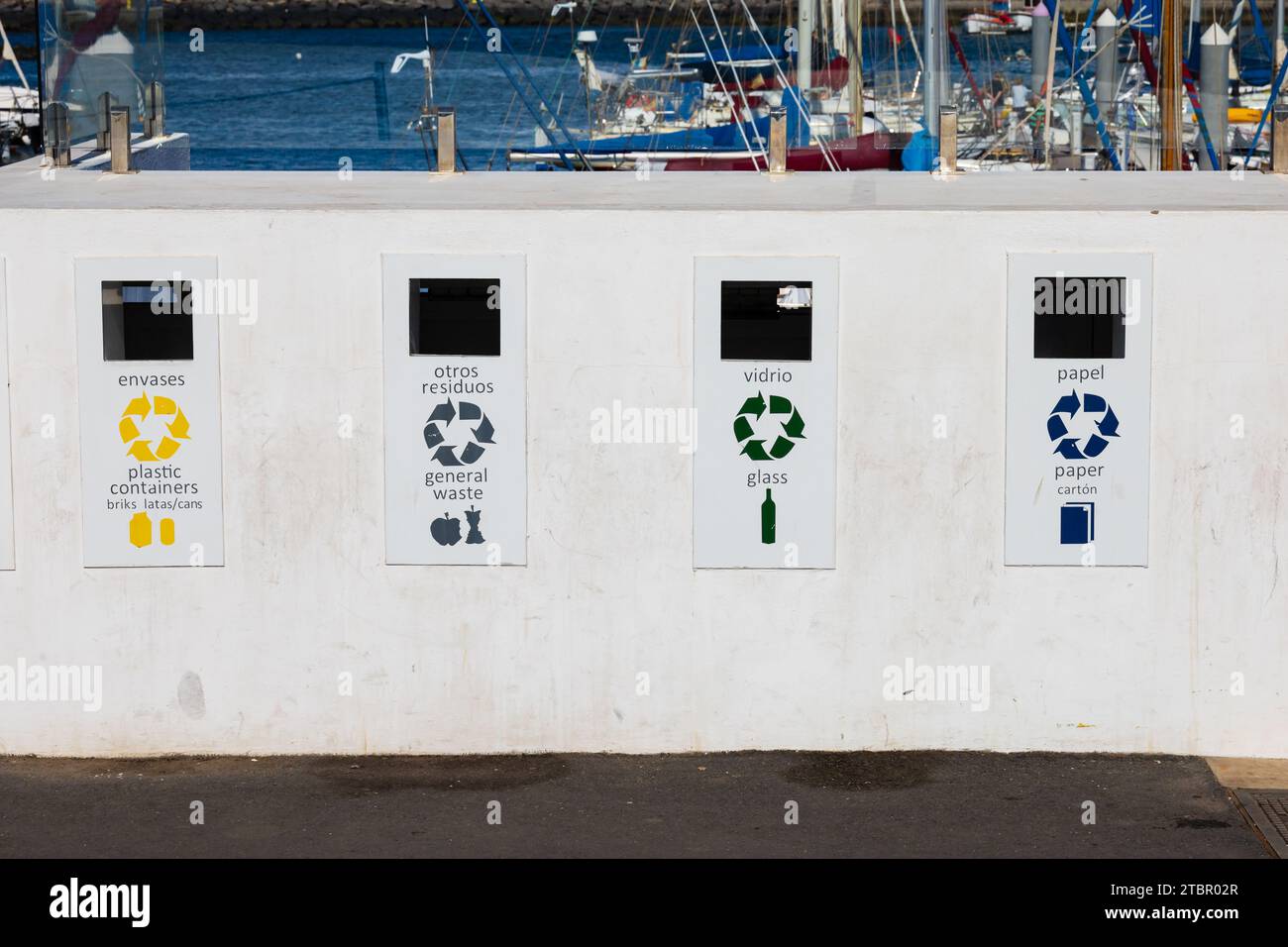 Types of bins hi-res stock photography and images - Alamy