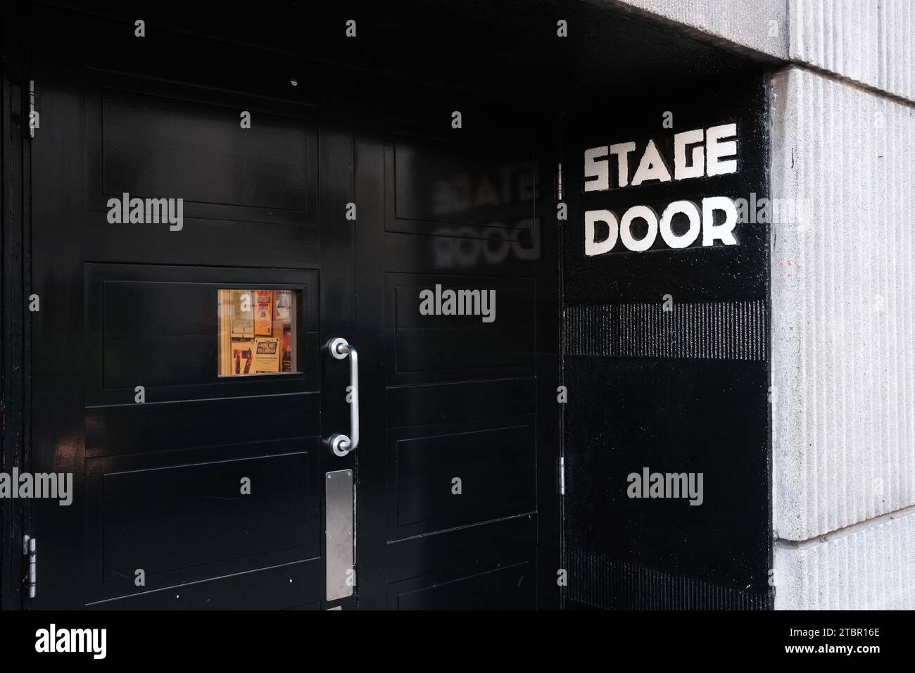 Stage door apollo theatre hi-res stock photography and images - Alamy