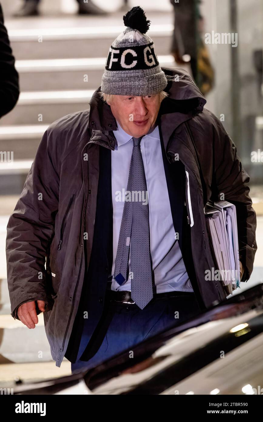 London, UK. 06th Dec, 2023. Former UK Prime Minister Boris Johnson seen ...