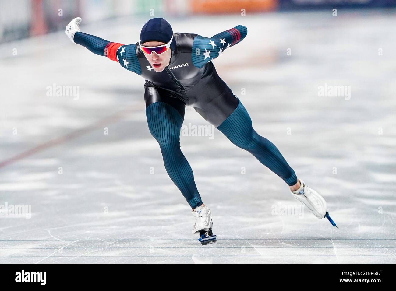 Tomaszow Mazowiecki, Polen. 08th Dec, 2023. Conor McDermott-Mostowy of ...
