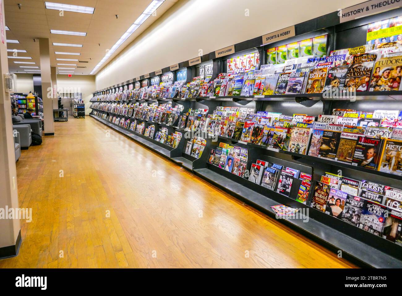 Inside the store hi-res stock photography and images - Alamy