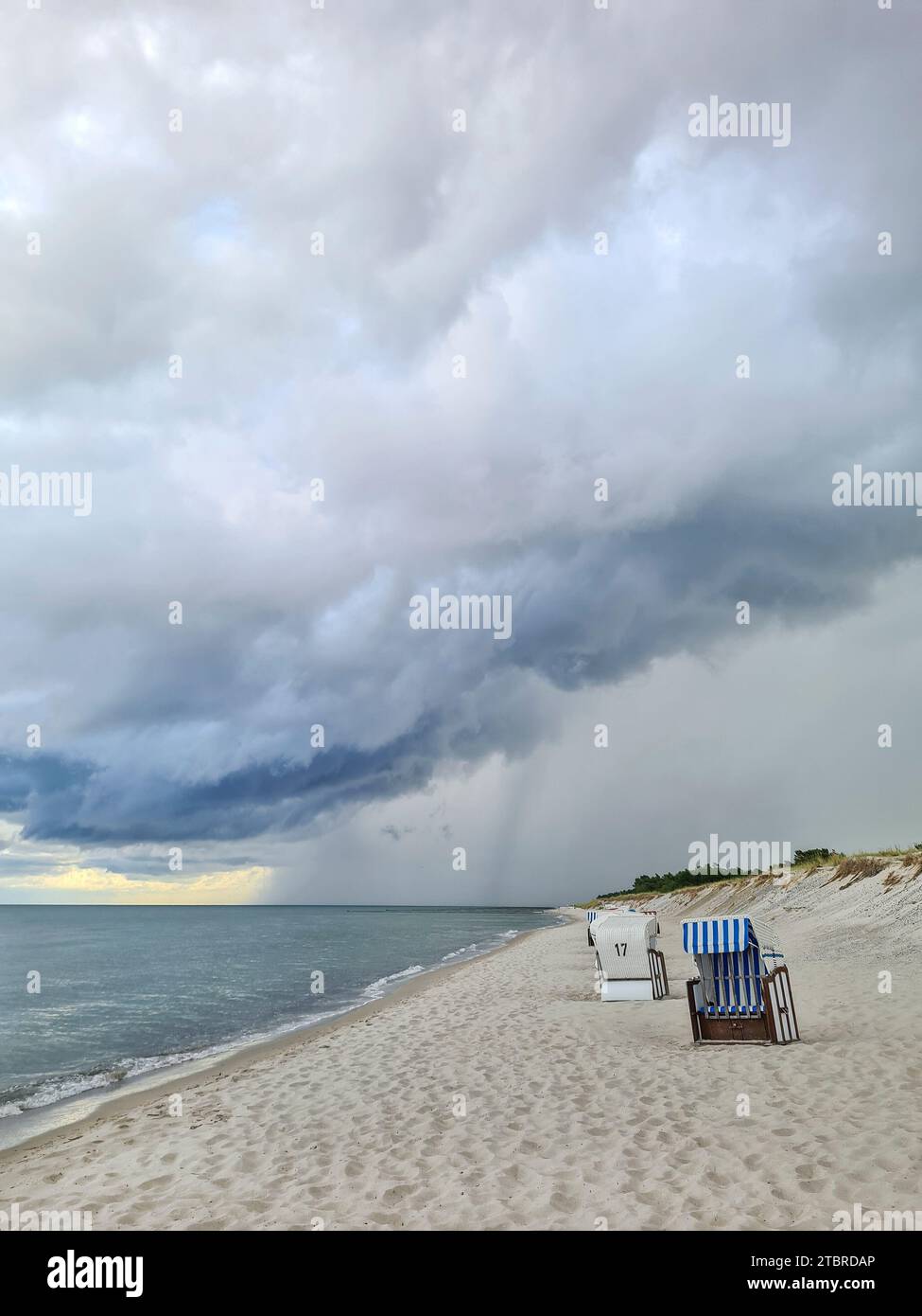 Germany, Mecklenburg-Western Pomerania, Prerow, cloud formation on the ...