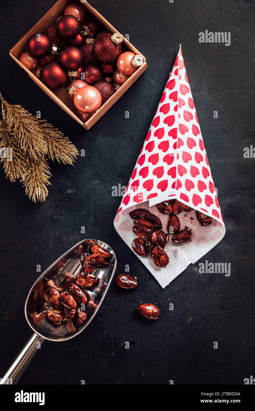 Caramelized, roasted, candied cinnamon almonds, typical german treat on ...