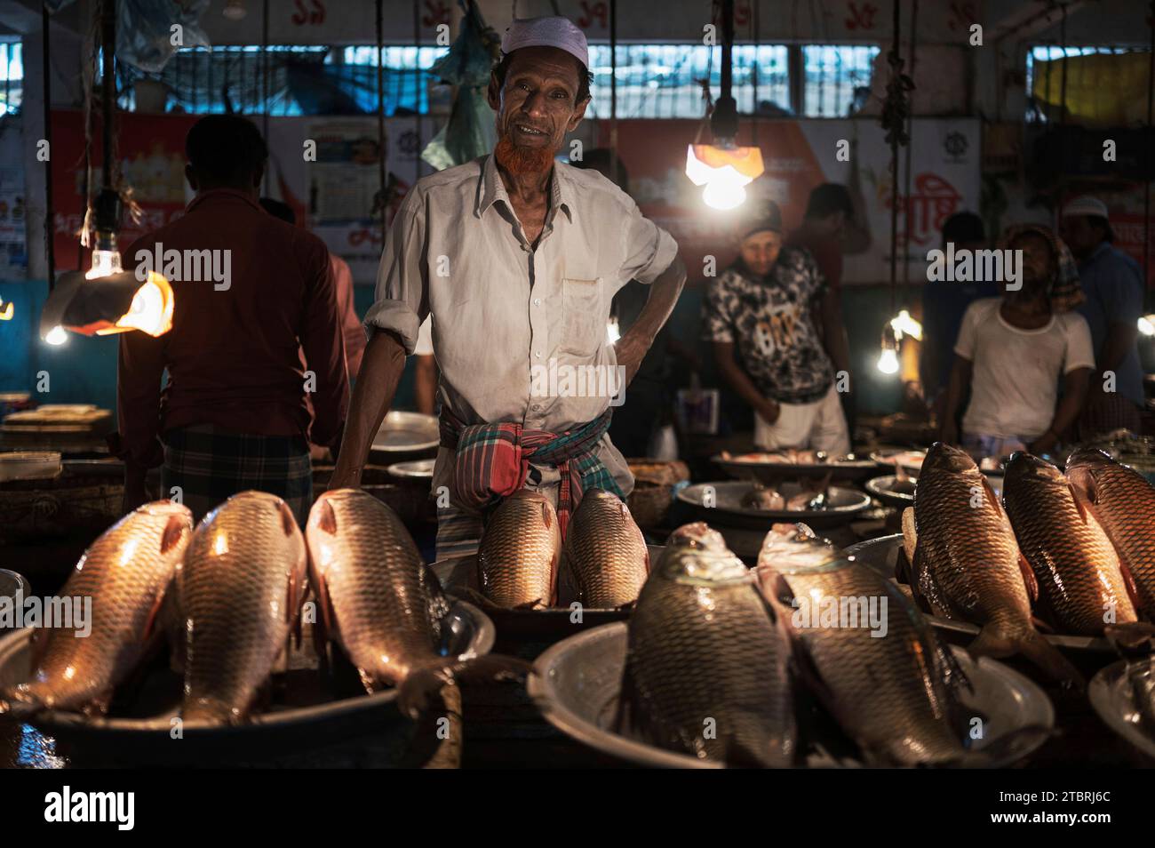 Daily life at the major fish market in Sylhet Bangladesh Stock Photo ...