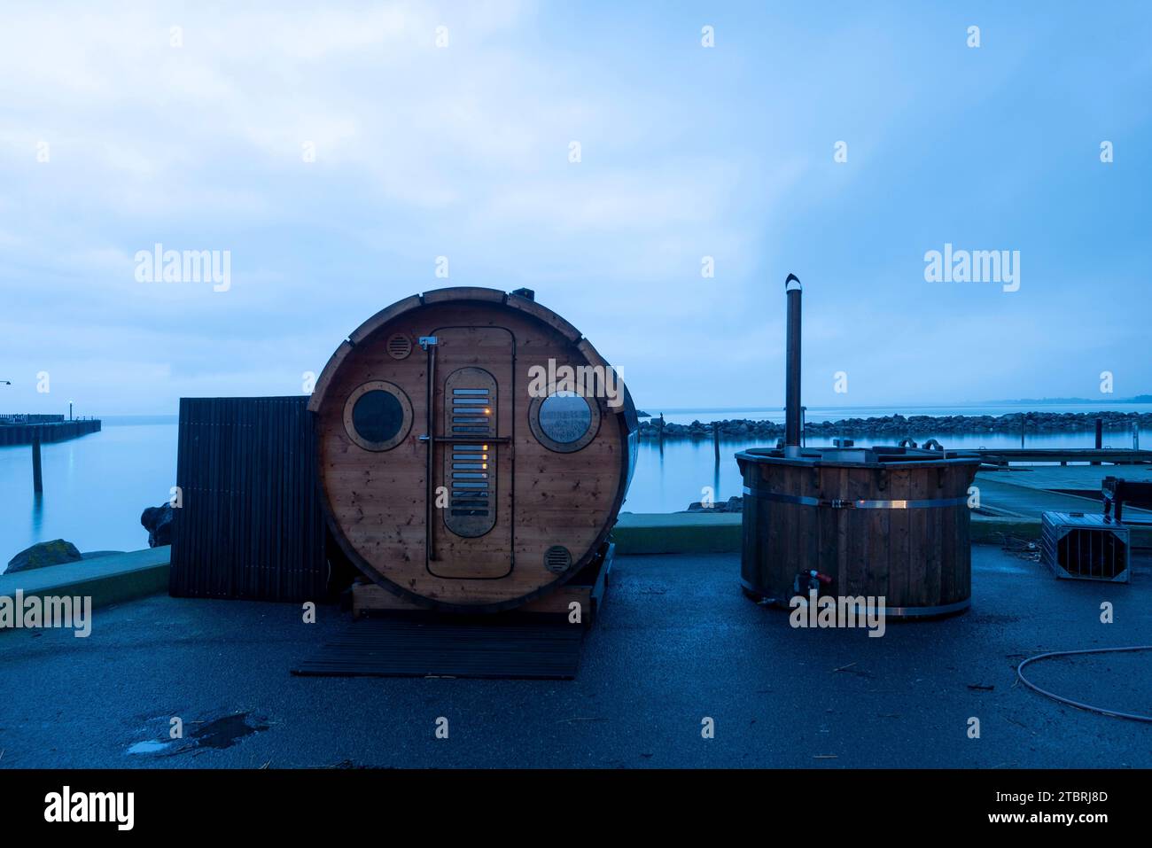 Barrel sauna hi-res stock photography and images - Alamy