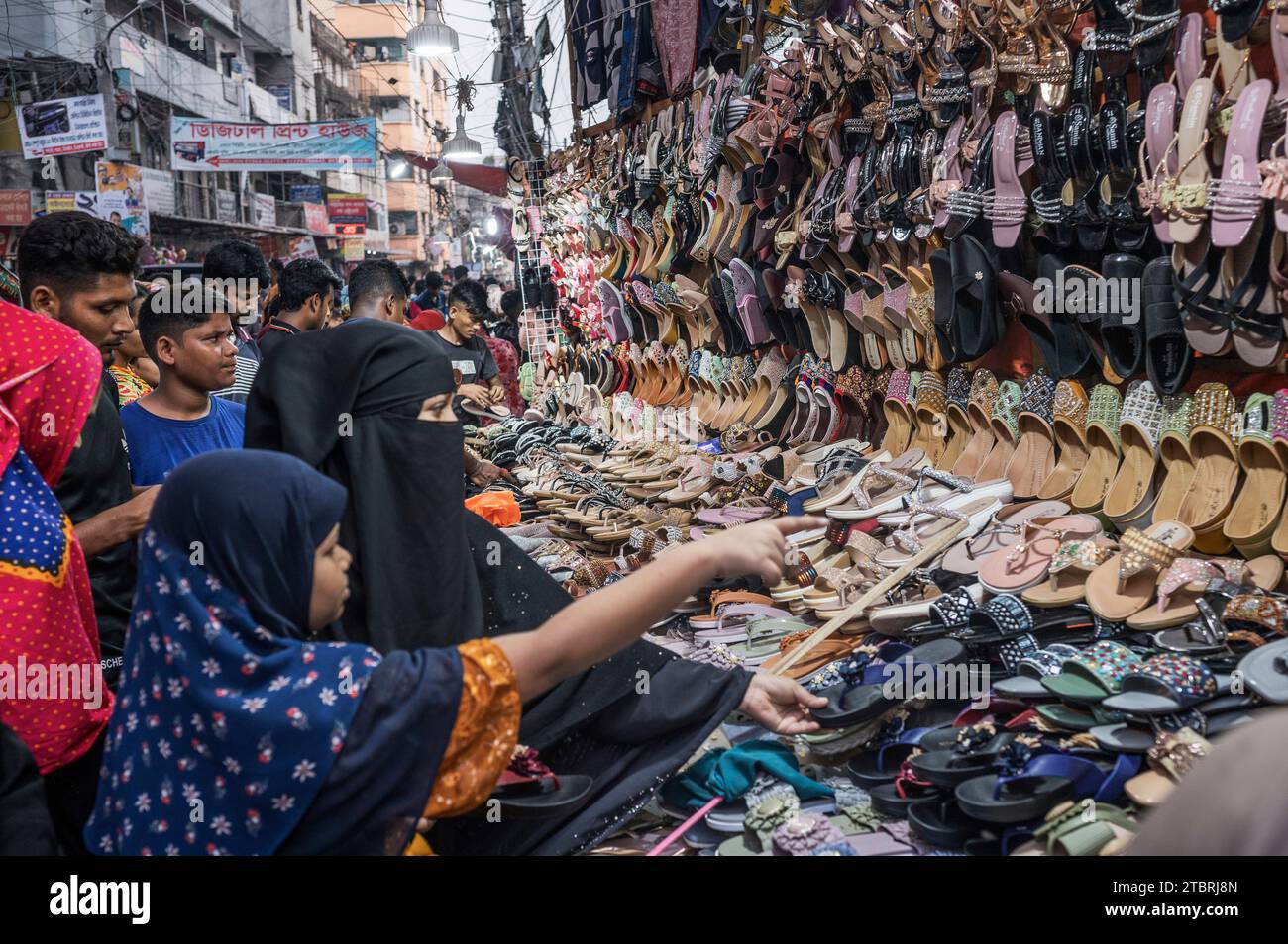Markets Streets In Dhaka Bangladesh Stock Photo Alamy