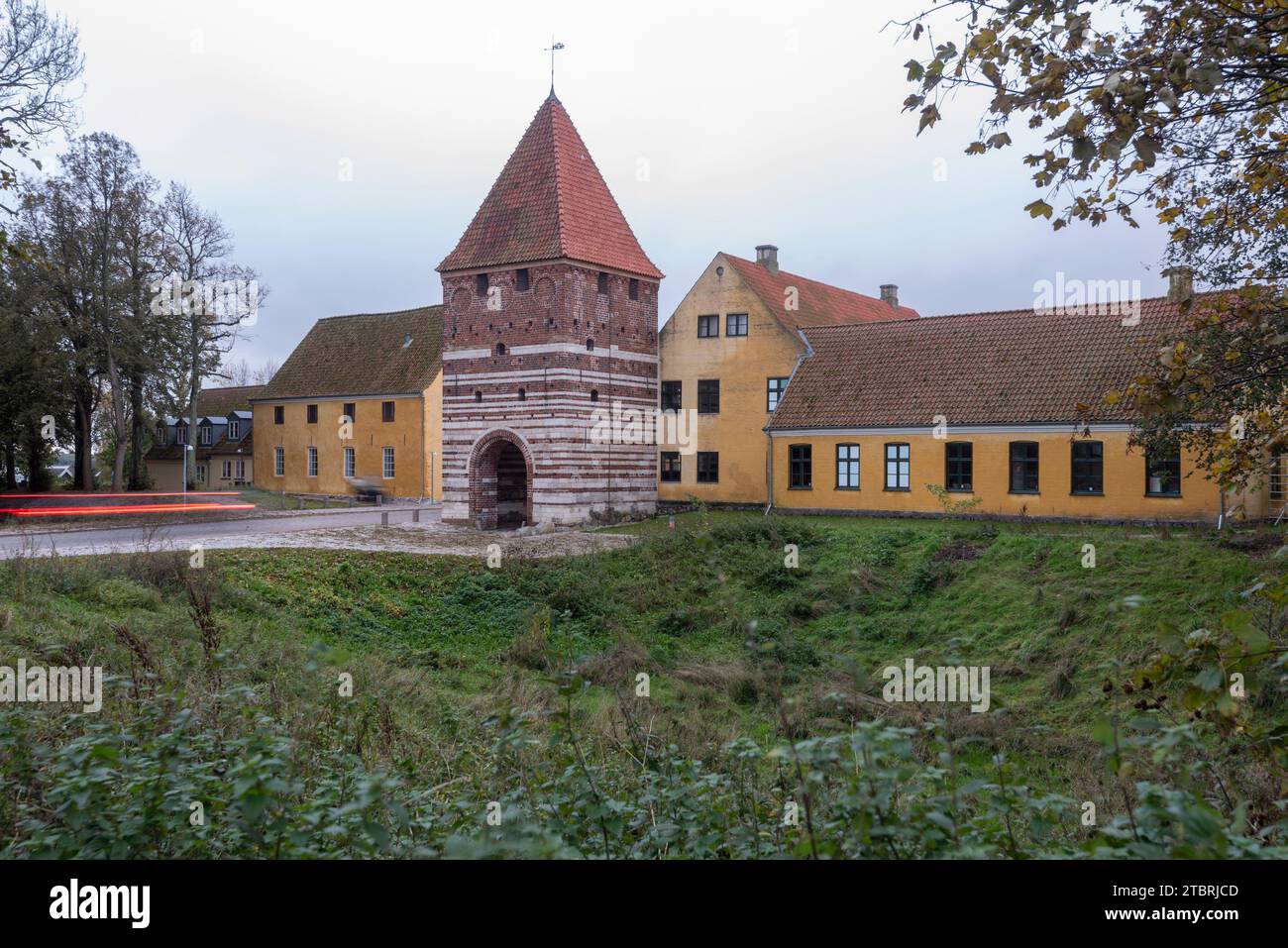 Two gates in one hi-res stock photography and images - Alamy