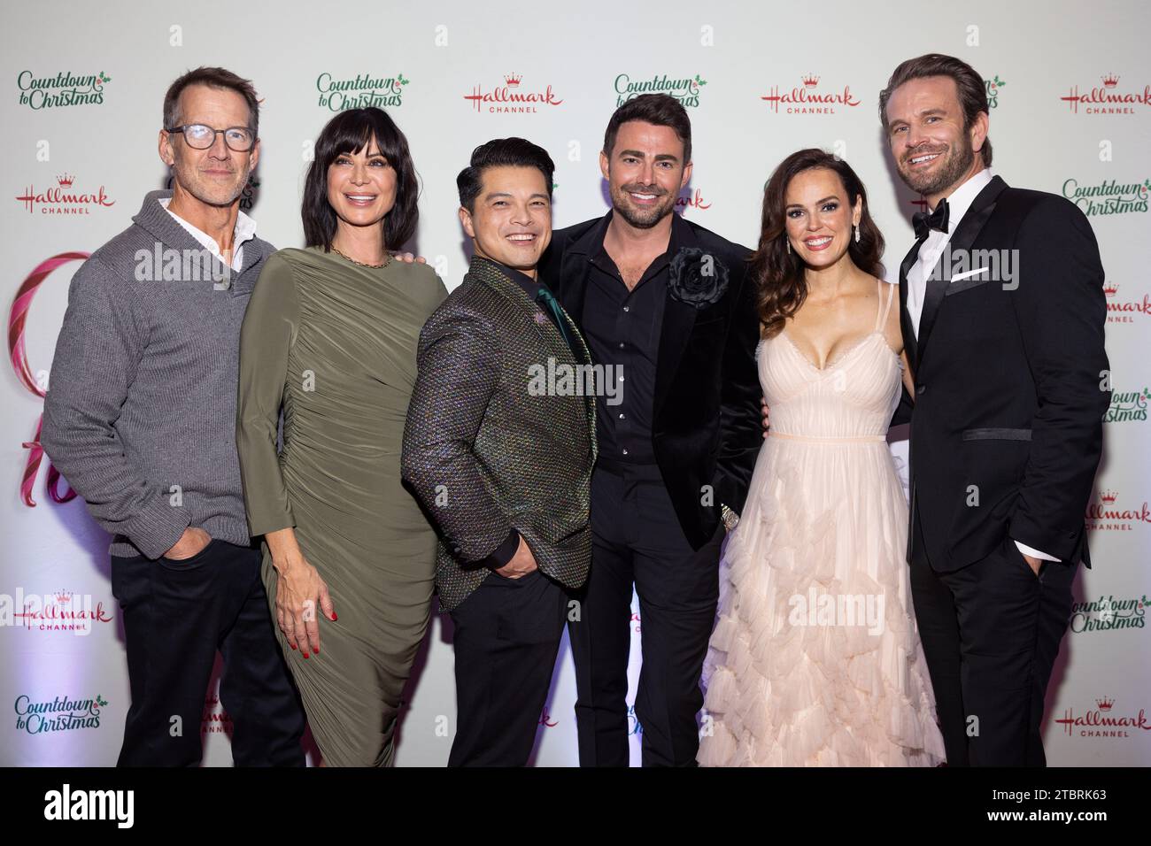 New York, USA. 07th Dec, 2023. James Denton, Catherine Bell, Vincent ...