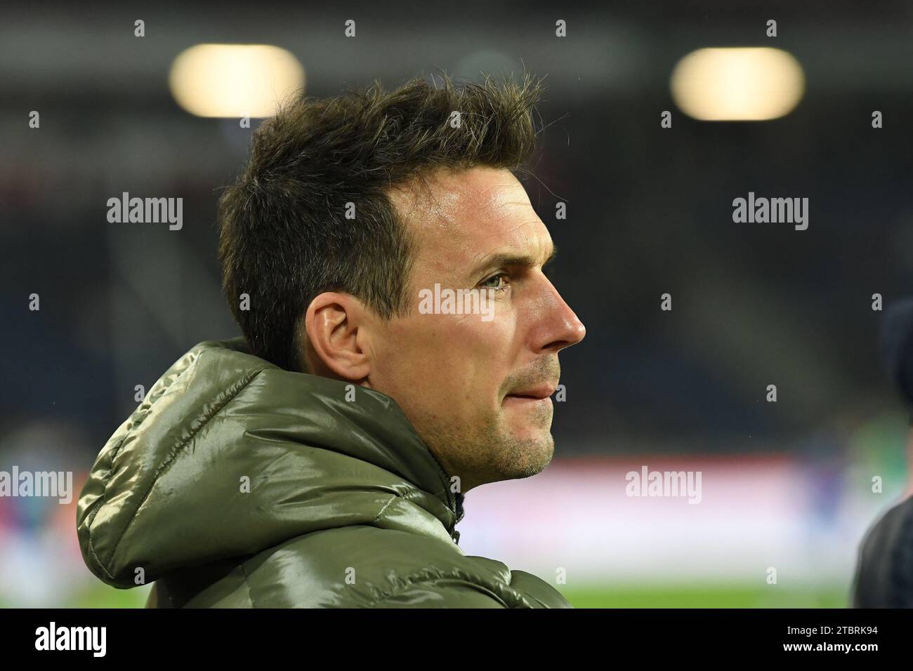 Hanover, Germany. 08th Dec, 2023. Soccer: Bundesliga 2, Hannover 96 ...