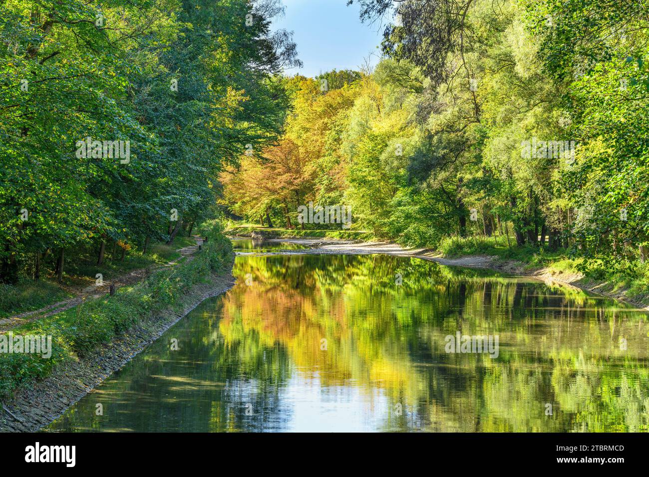 Germany, Bavaria, Munich, Thalkirchen, Isartal, Floßlände, Ländkanal ...