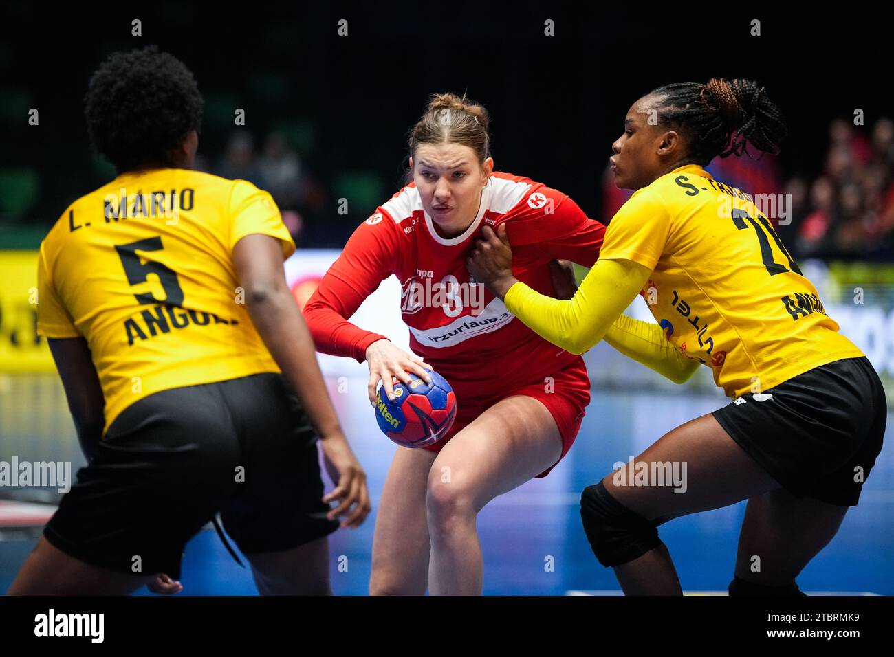 20231208 hi-res stock photography and images - Alamy